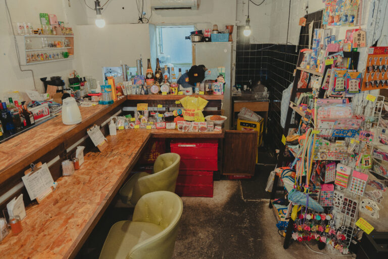 THE MOTiVATiON SHOP / aeru OSAKA